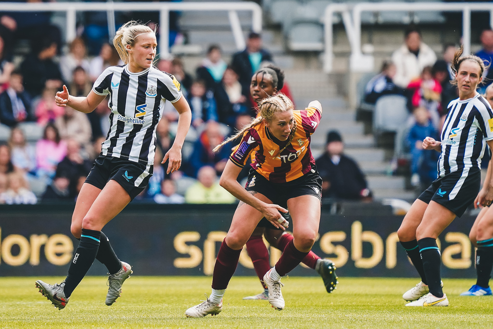 Photo Diary: Newcastle United 6-1 Bradford City – Since 71